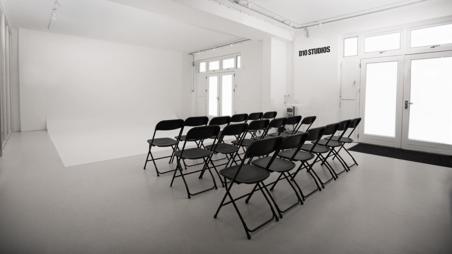 D10 Studios – Photography & Film Studio Hire London